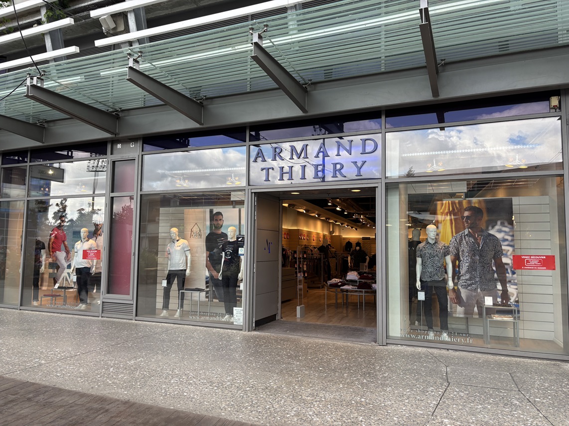 Boutique ARMAND THIERY HOMME : Centre Carré de Soie
