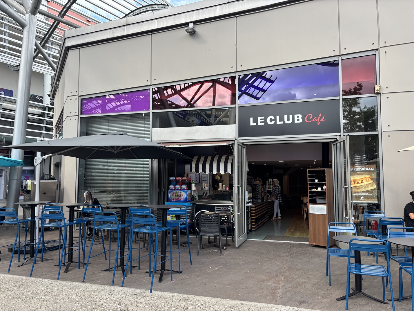 Restaurant LE CLUB CAFE : Centre Carré de Soie